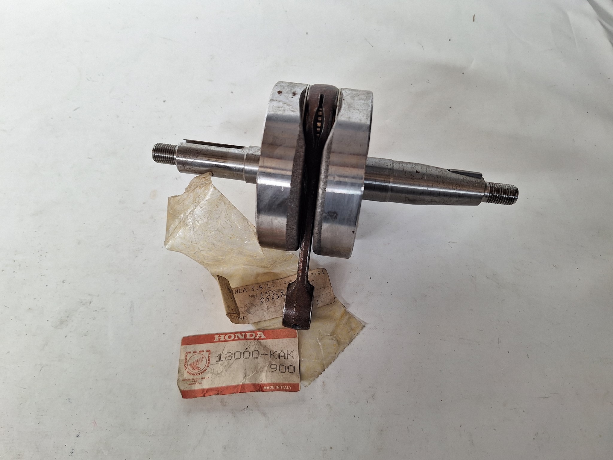 CLASSIC-BIKES. KURBELWELLE 13000-KAK-900 CRM 125 RL-M